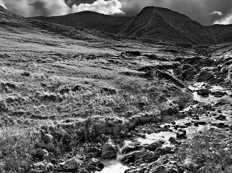 Ownemore River: A current flowing down the Partry Mountains.